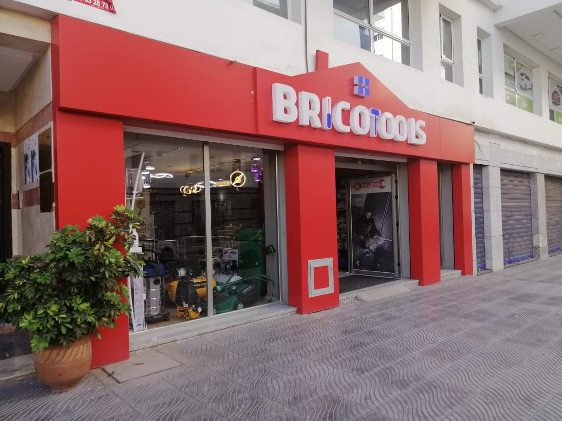 Façade de magasin Rabat - Habillage alucobond Maroc